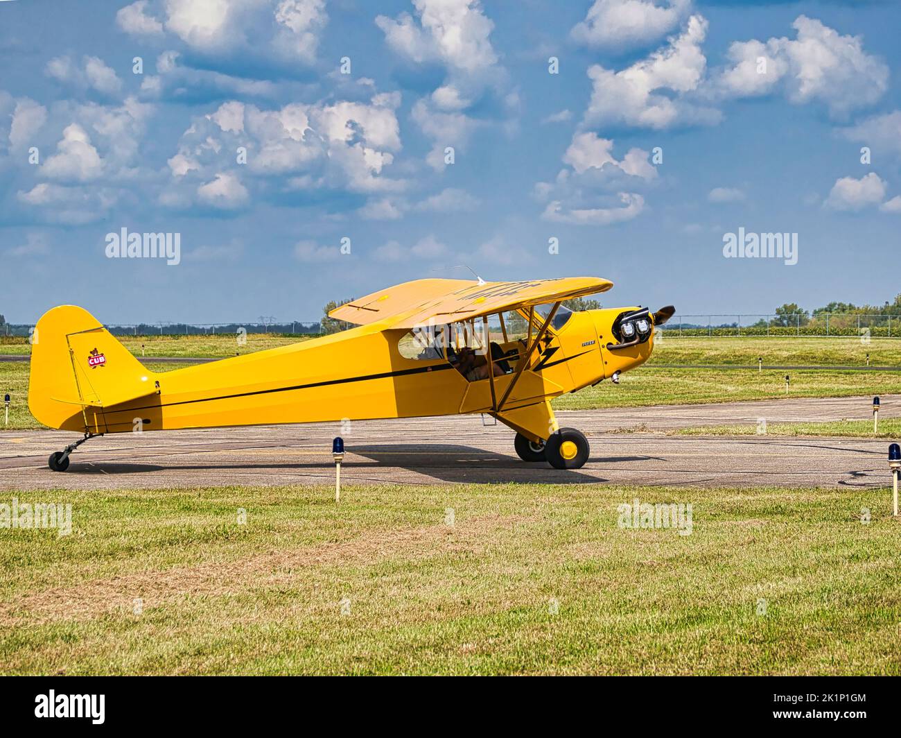 Piper cub Banque de photographies et d’images à haute résolution - Alamy