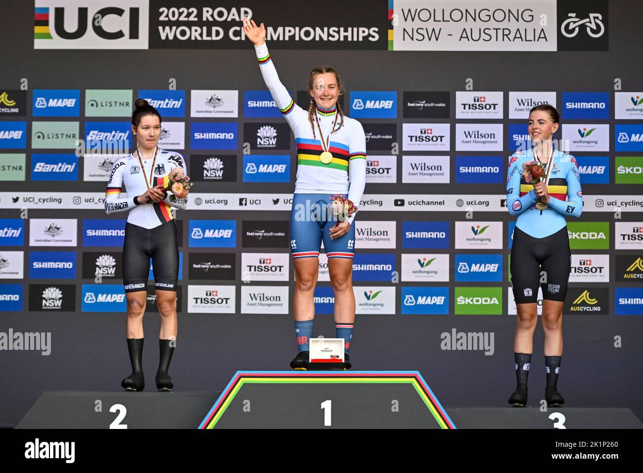 Justyna Czapla d'Allemagne , gagnante de la médaille d'argent, Zoe Bäckstedt de la Grande ...