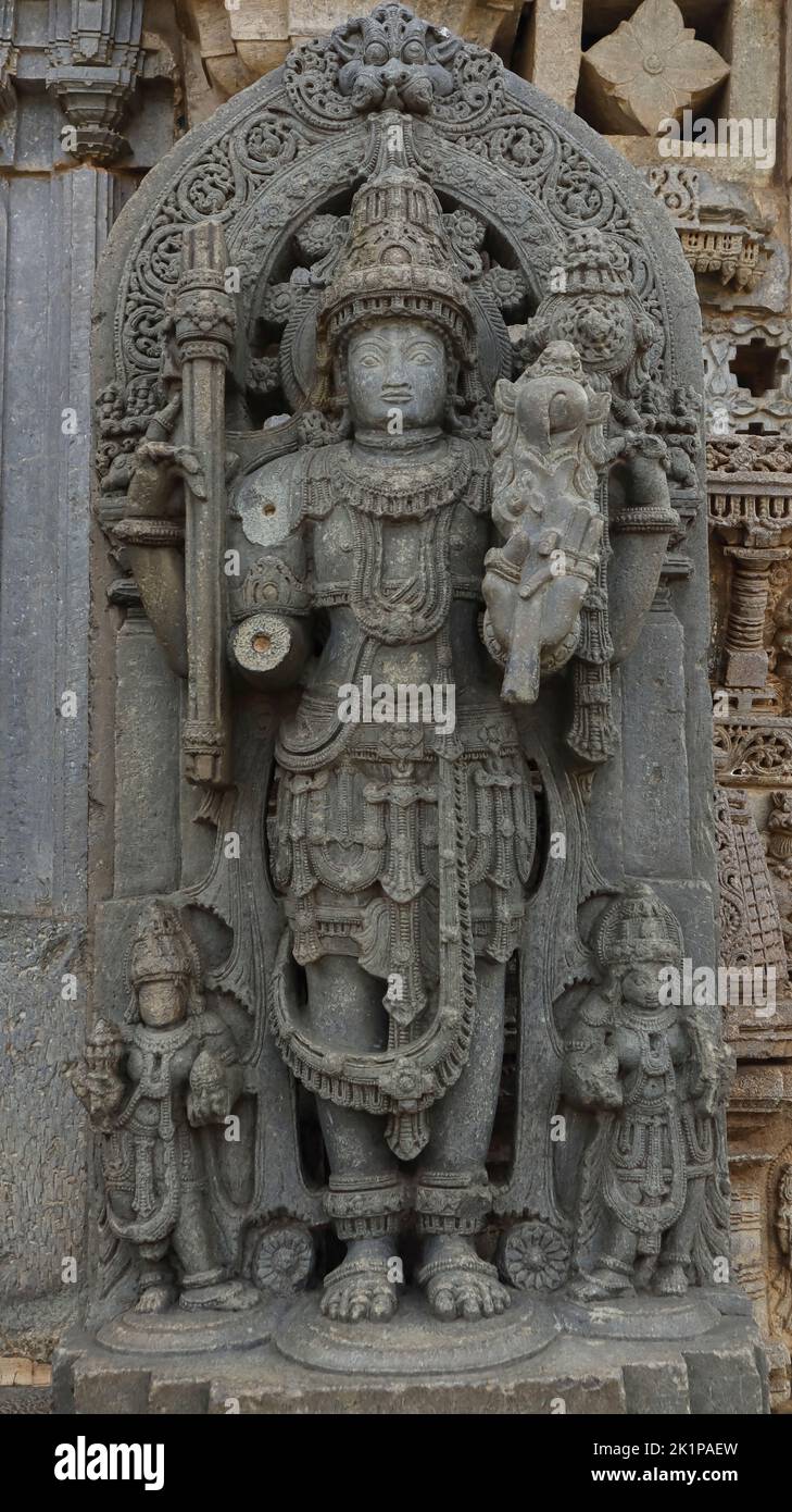 Sculpture Sculpture de Lord Vishnu sur le Temple Chennakeshava, temple ...