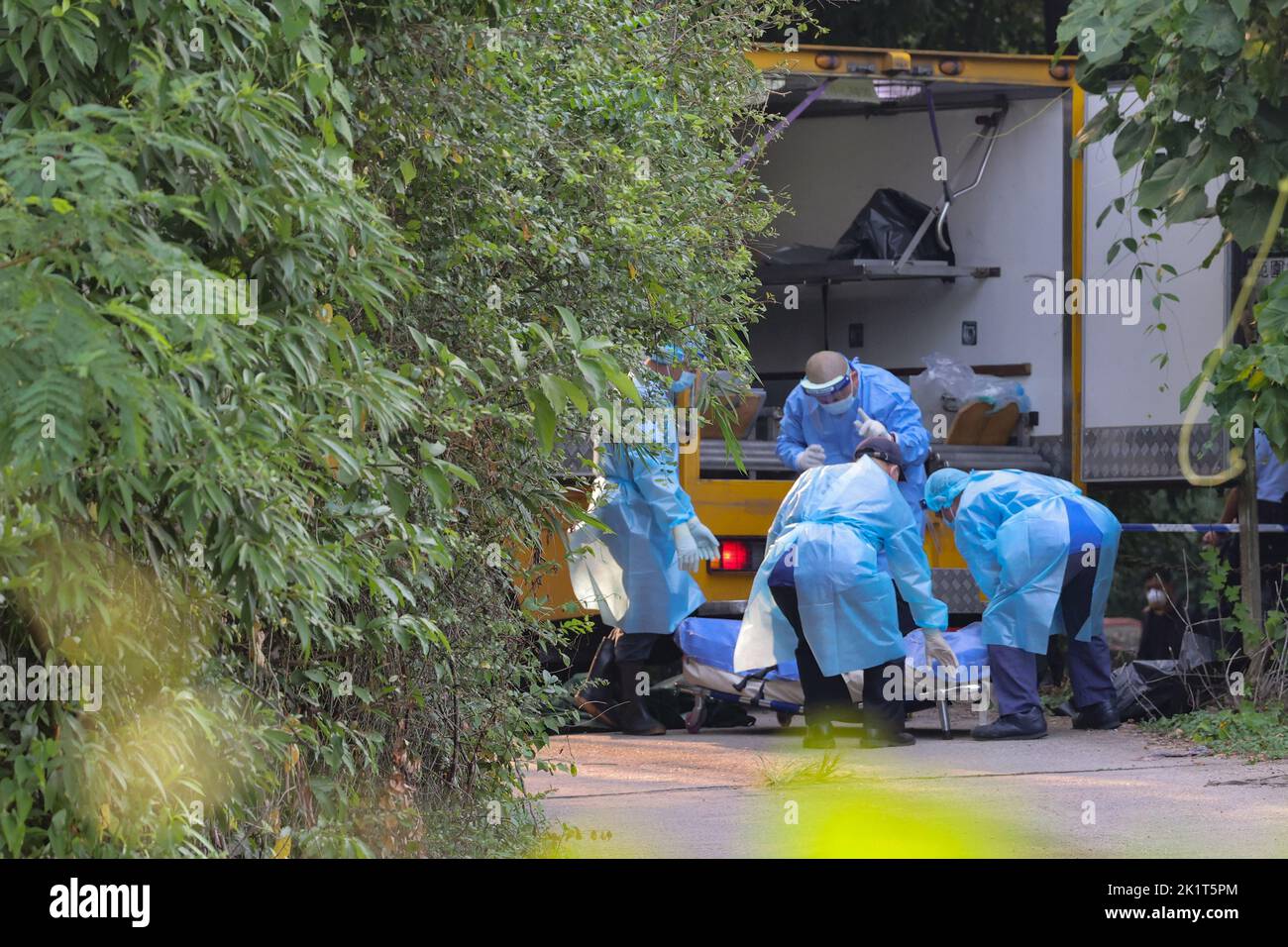 Le corps de la victime se trouve à flanc de colline près du village de ...