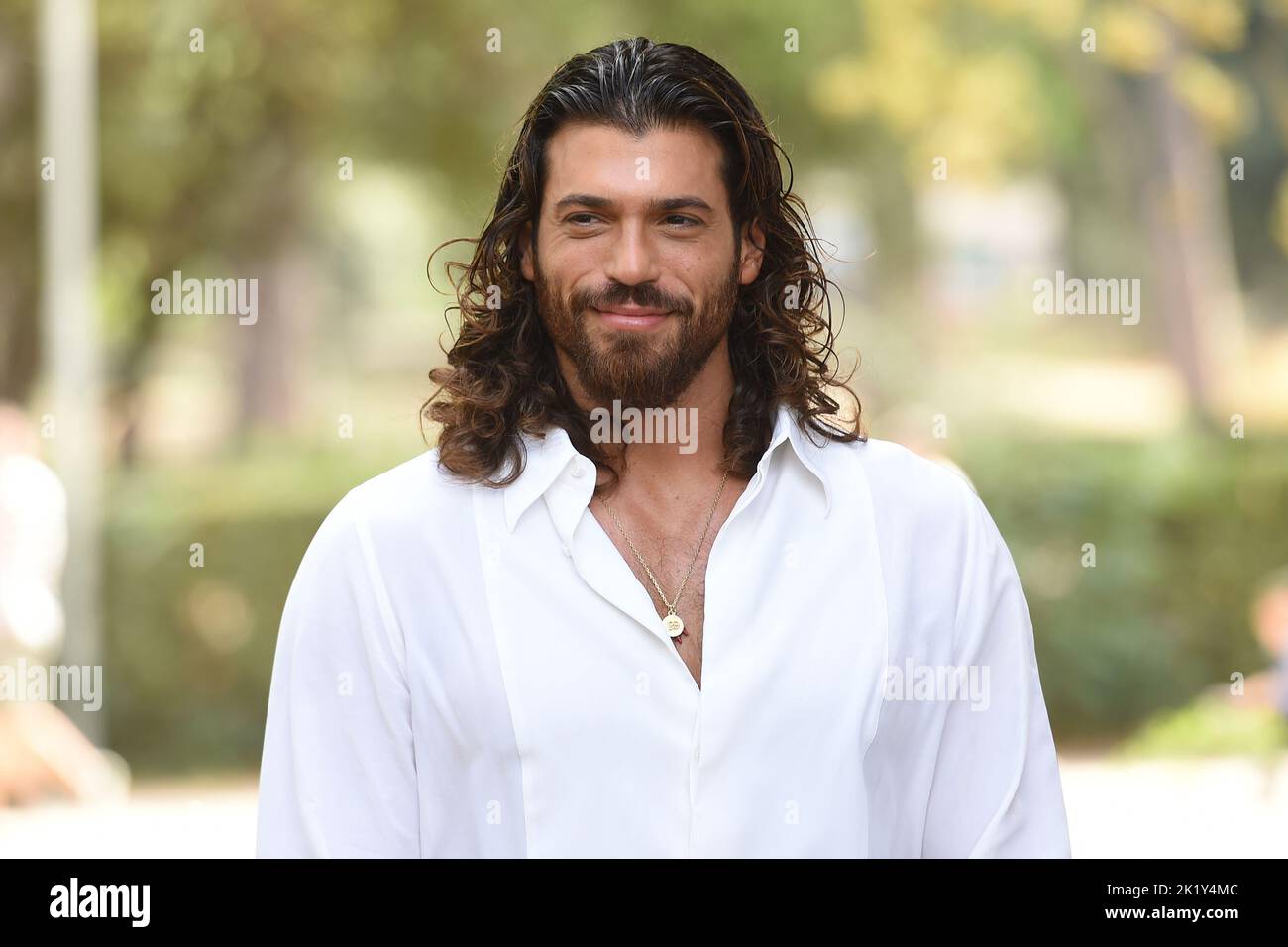 CAN Yaman pendant la photocall de la série mediaset TV Viola venir il ...