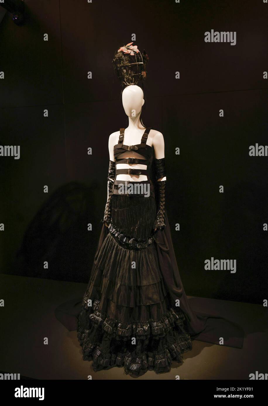 Frida kahlo corset Banque de photographies et d’images à haute ...