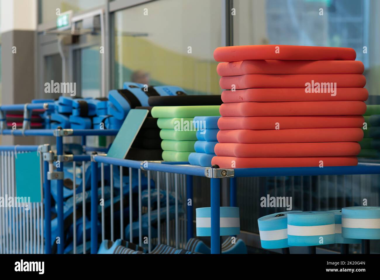 Pool coloré bâton extracurriculaire polyuréthane compétition nageur ...