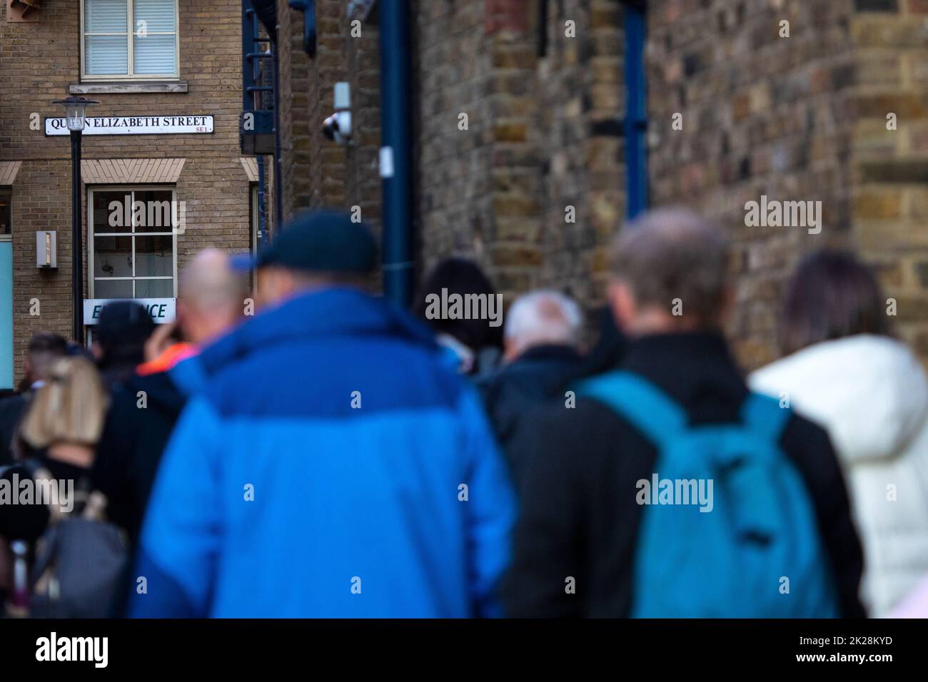 Londres, Royaume-Uni - 17 septembre 2022 : la file d'attente sur la rue ...