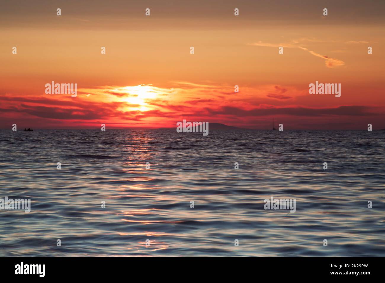 Mer bleu Banque de photographies et d’images à haute résolution - Alamy