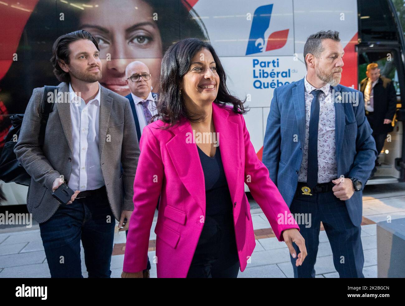 Le chef libéral du Québec, Dominique Anglade, se présente à Montréal ...