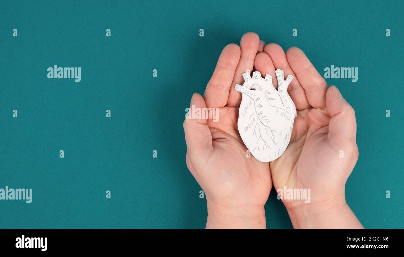 Maladie cardiaque, myocardite effet secondaire des seringues Covid-19 ...