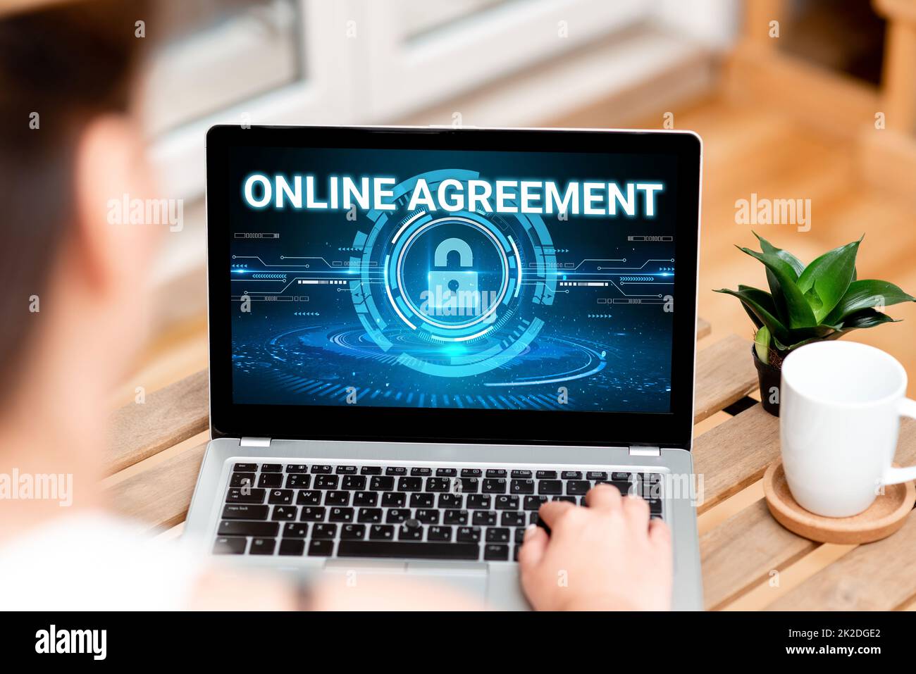 Légende de texte présentant l'accord en ligne. Internet concept contrat modélisé signé et ...