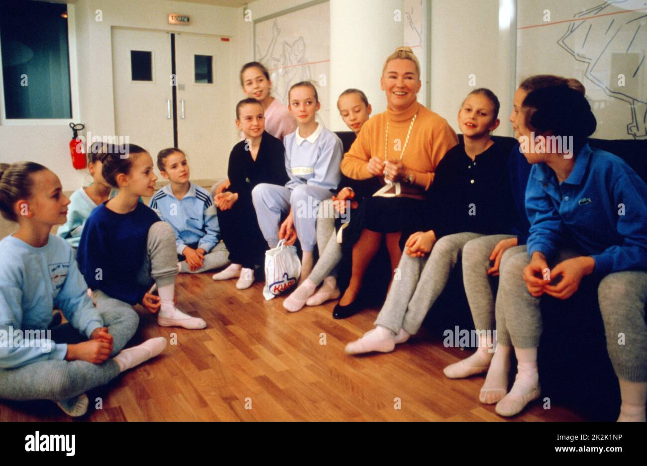 Le danseur Claude Bessy lors d'un rapport sur l'Ecole de danse de l ...