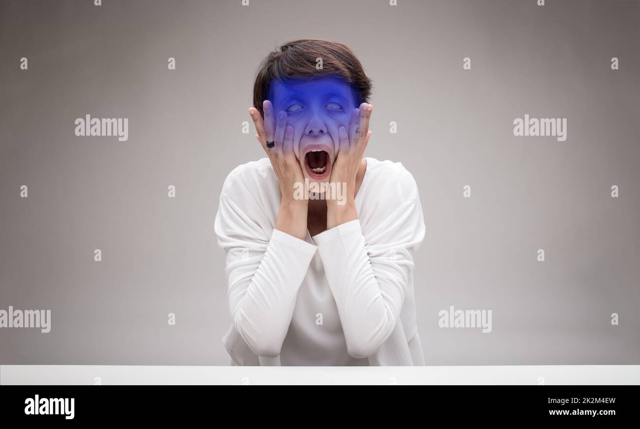 Whatsapp scream Banque de photographies et d’images à haute résolution ...