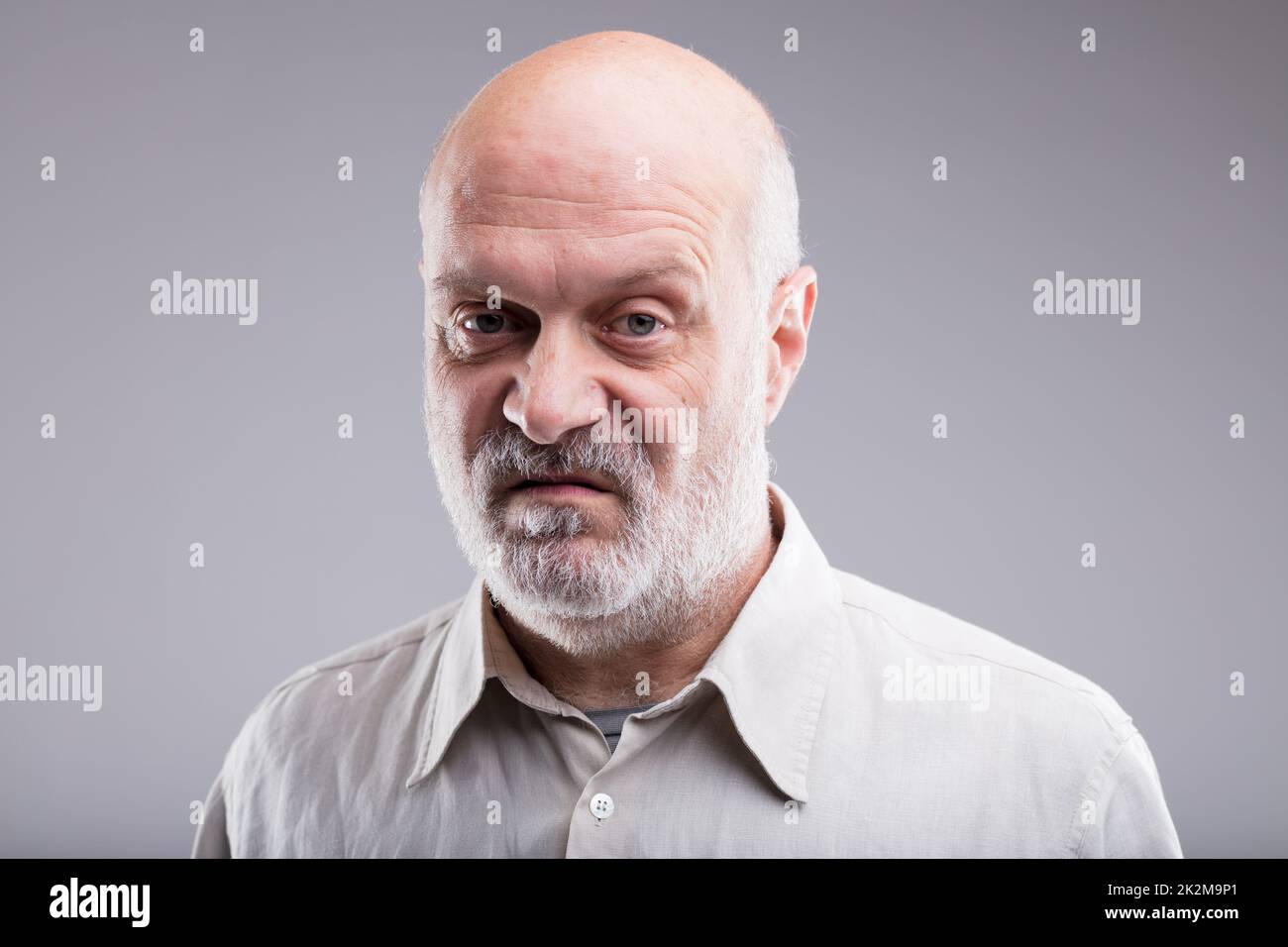 Homme chauve Banque de photographies et d’images à haute résolution - Alamy