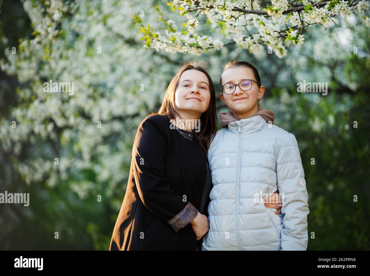 Maman et fille ado Banque de photographies et d’images à haute ...