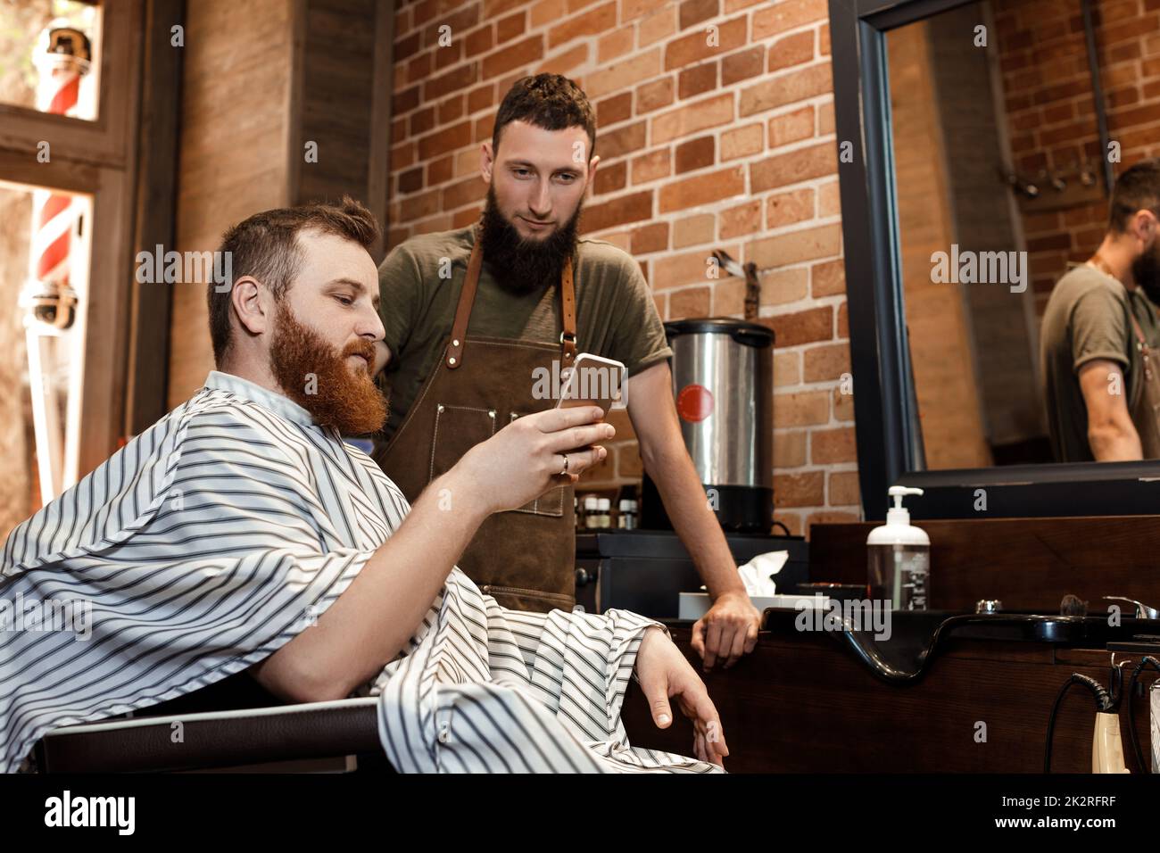 Salon de coiffure rétro Banque de photographies et d’images à haute ...