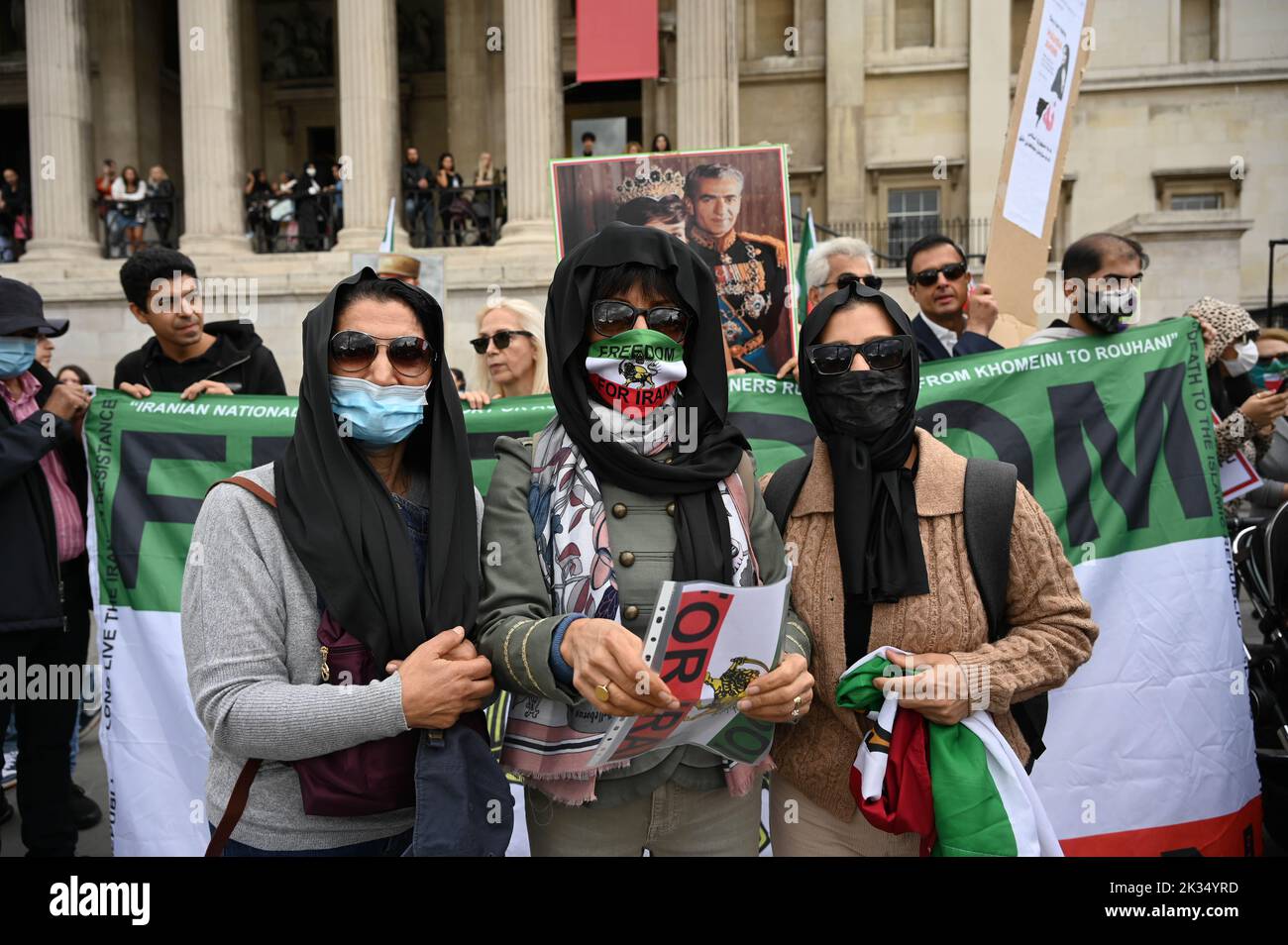 La protestation se poursuit sur la place Trafalgar de la mort illégale ...