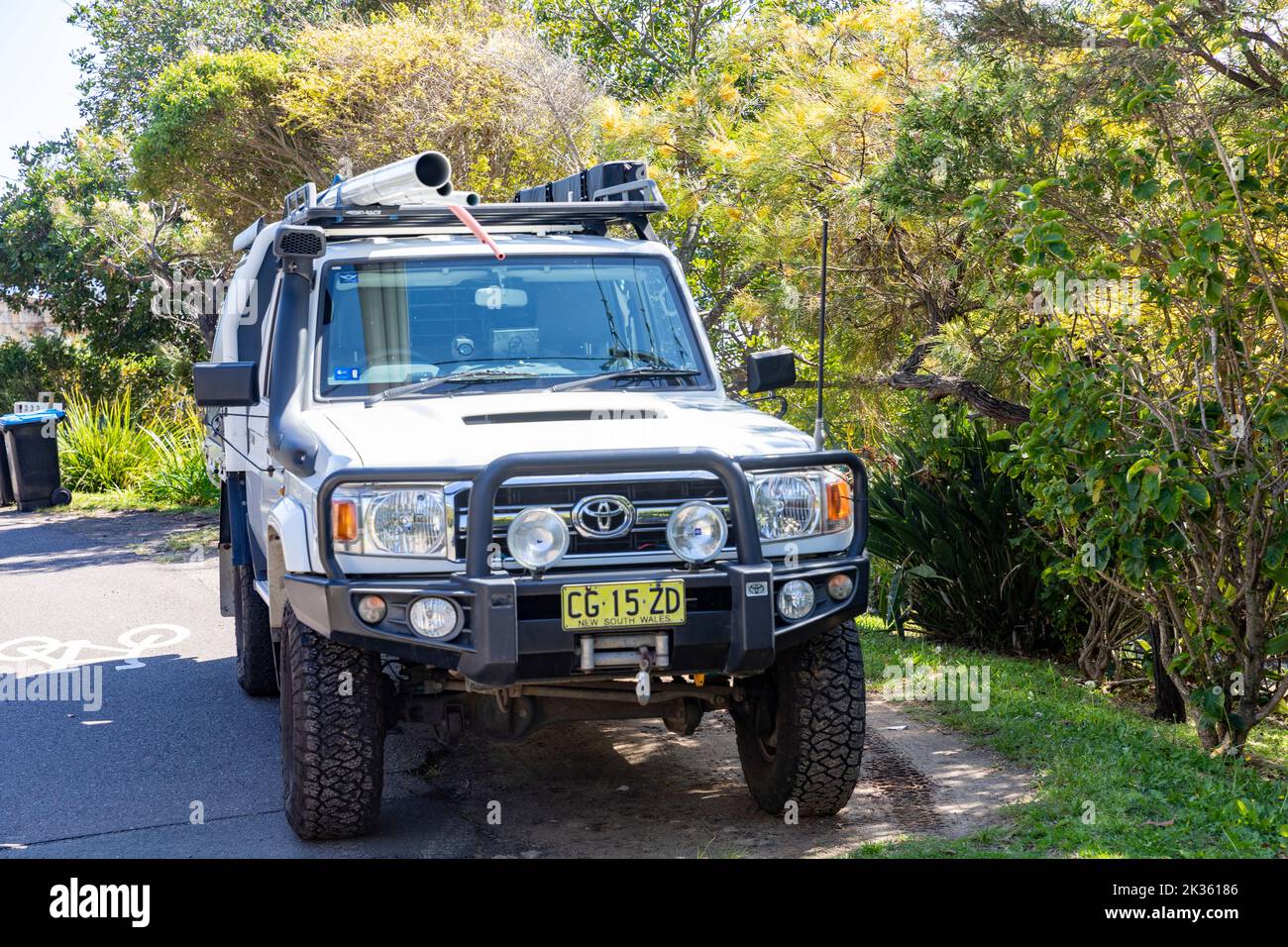 Plateau de table toyota landcruiser Banque de photographies et d’images ...