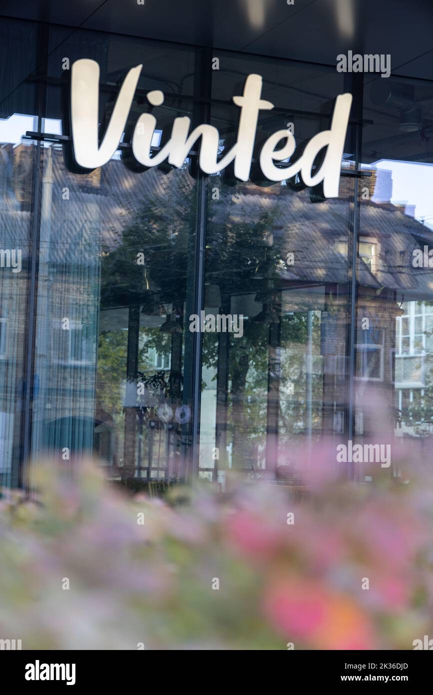 Vinted logo Banque de photographies et d’images à haute résolution - Alamy