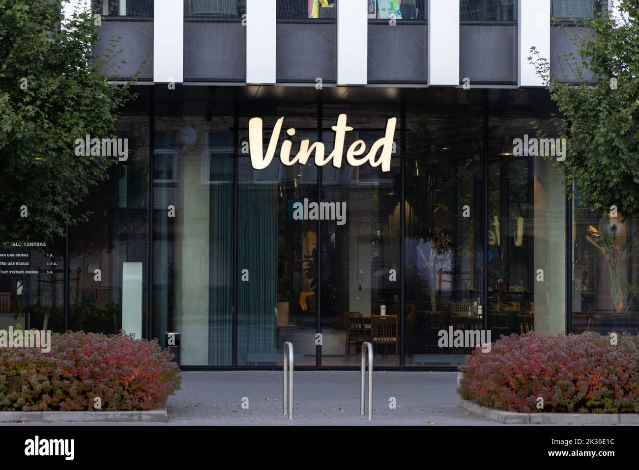 Vinted logo Banque de photographies et d’images à haute résolution - Alamy