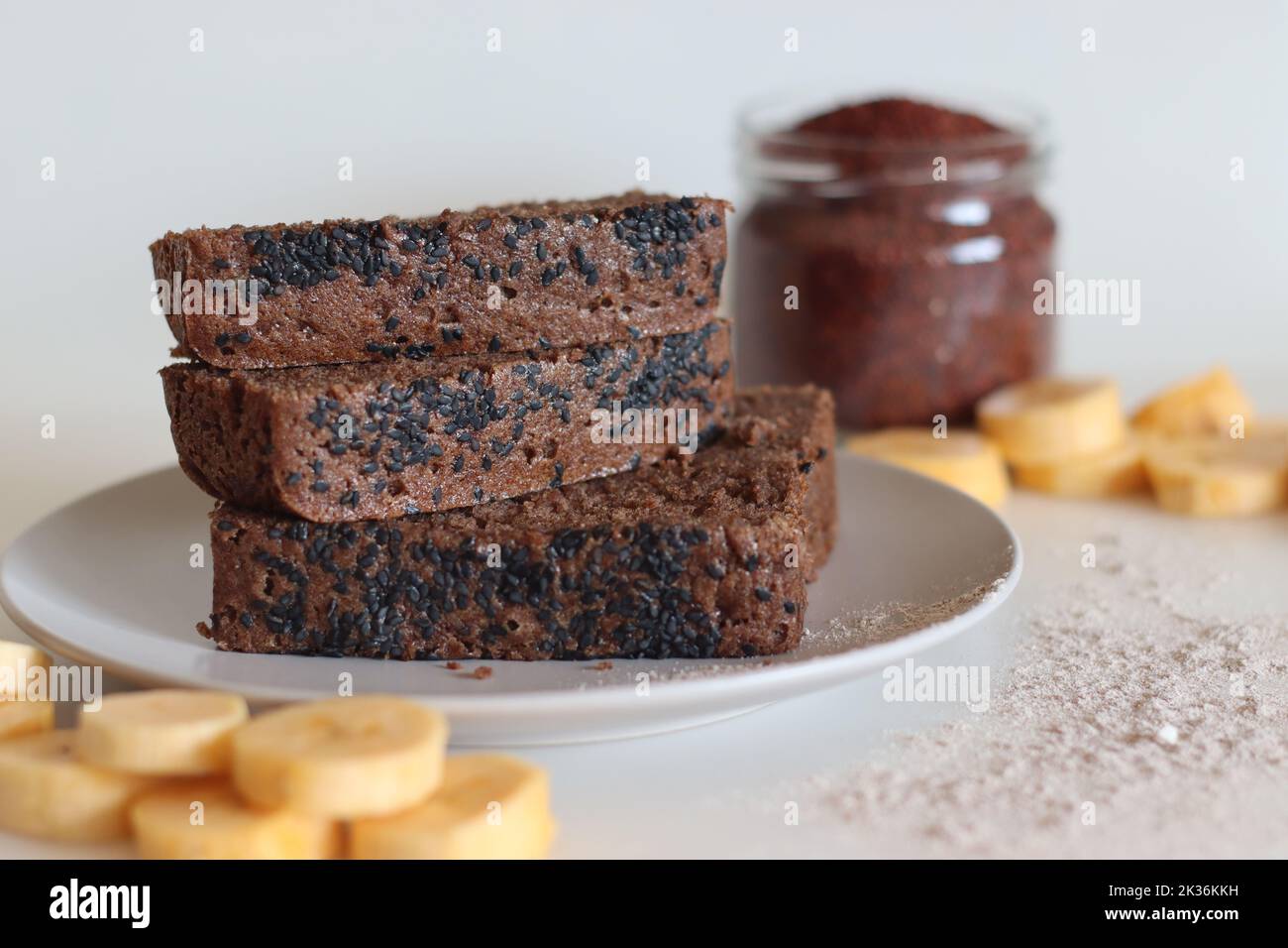 Gâteau Ragi plantain. Gâteau au thé sans gluten composé de farine de ...