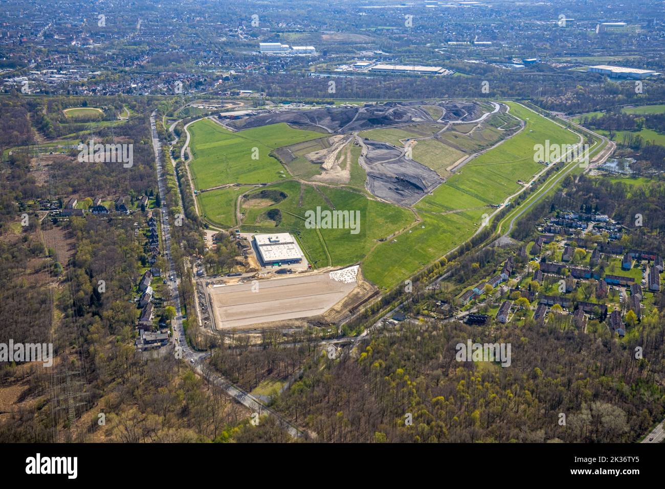 Vue aérienne, décharge centrale d'Emscherbruch, zone Nord, pile de ...