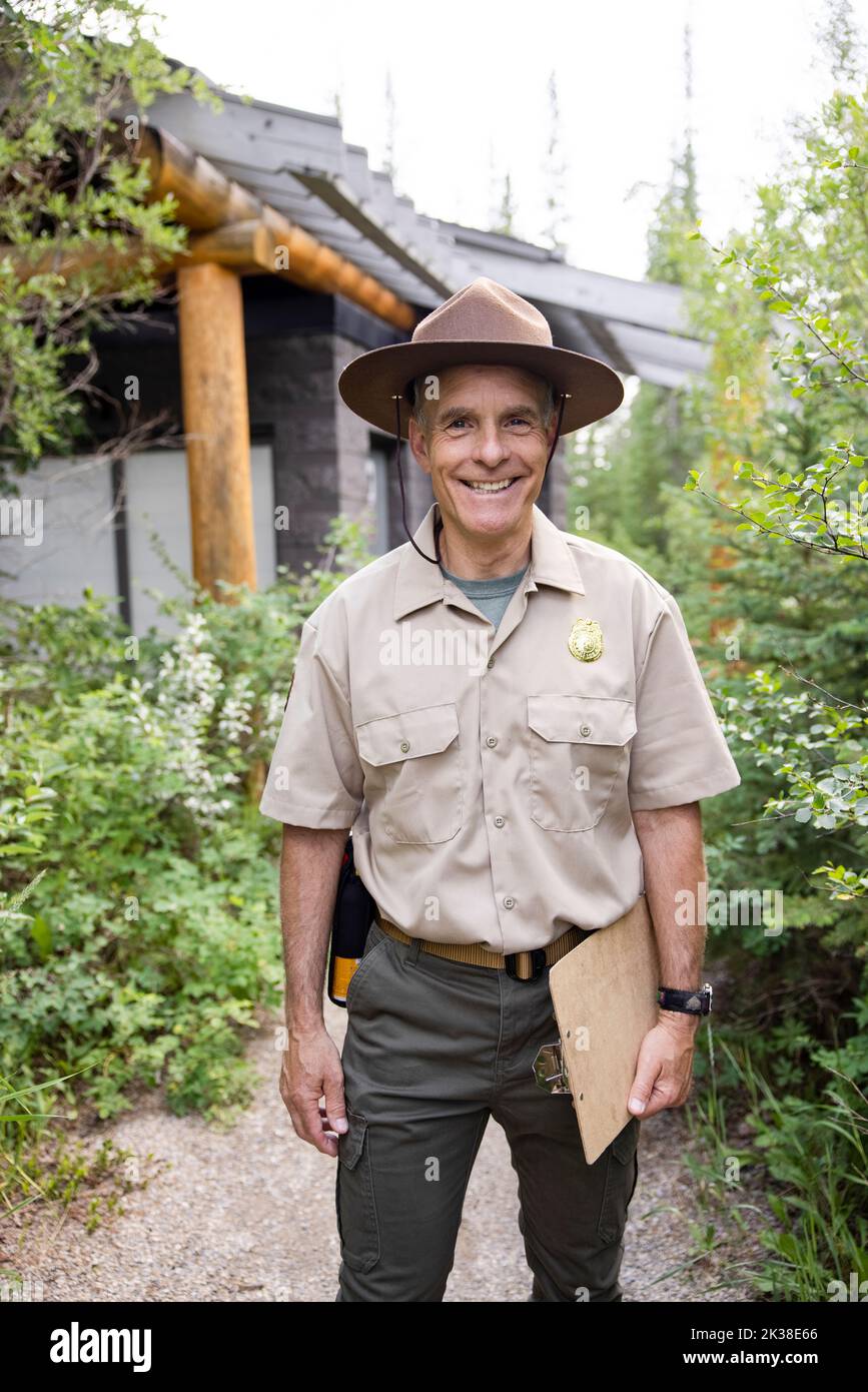 Cabane de garde forestier Banque de photographies et d’images à haute ...