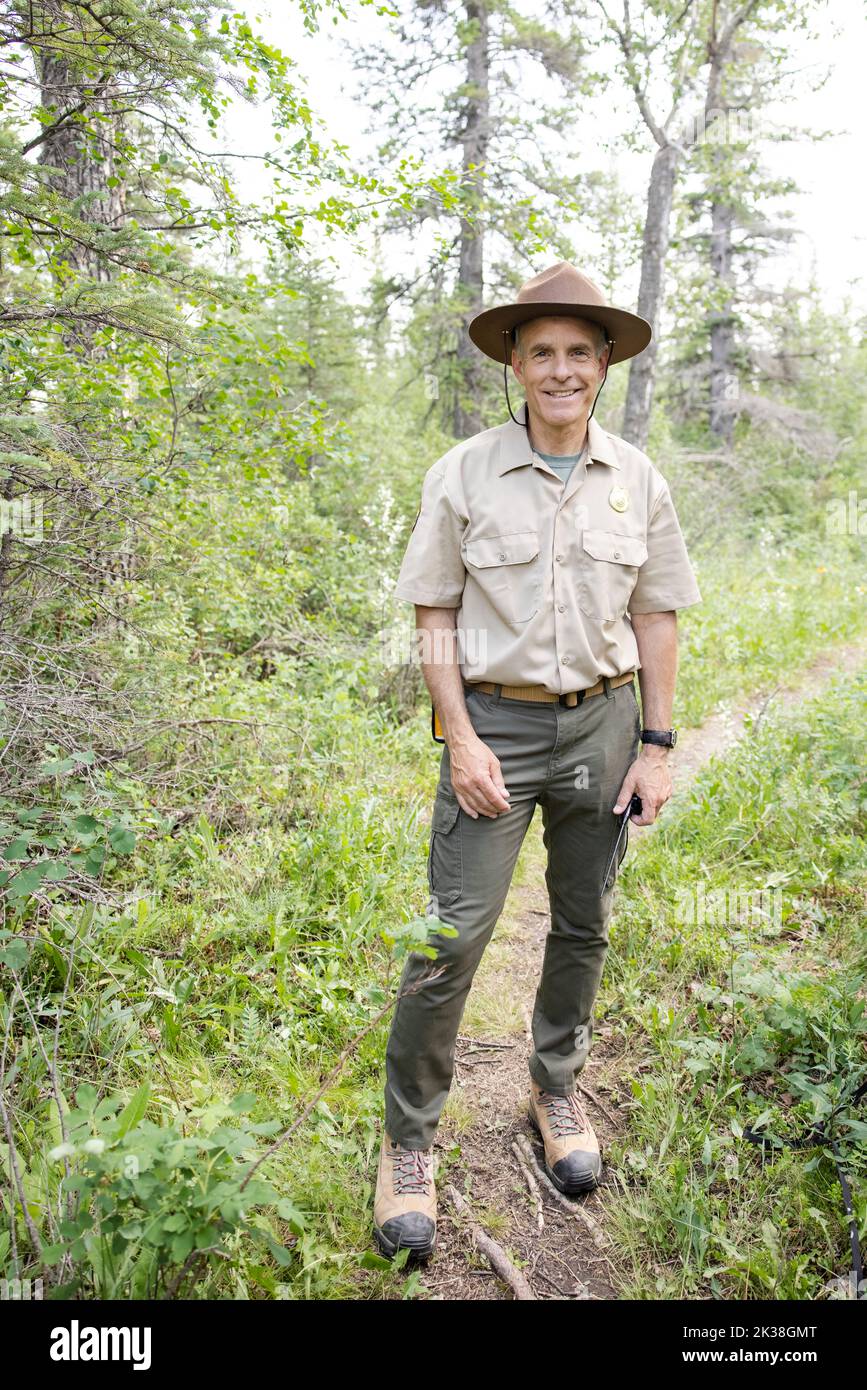 Chapeau de garde forestier Banque de photographies et d’images à haute ...