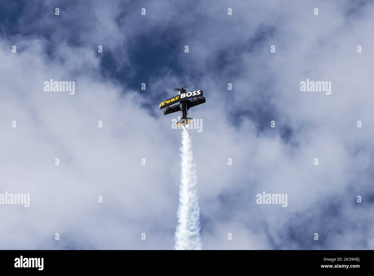 Jon Melby, pilote de son Pitts S-1B muscle Bi-plane, effectue des ...