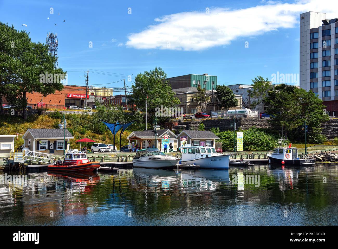 Sydney, Canada - 2 août 2022 : vue sur le port de Sydney et la ...