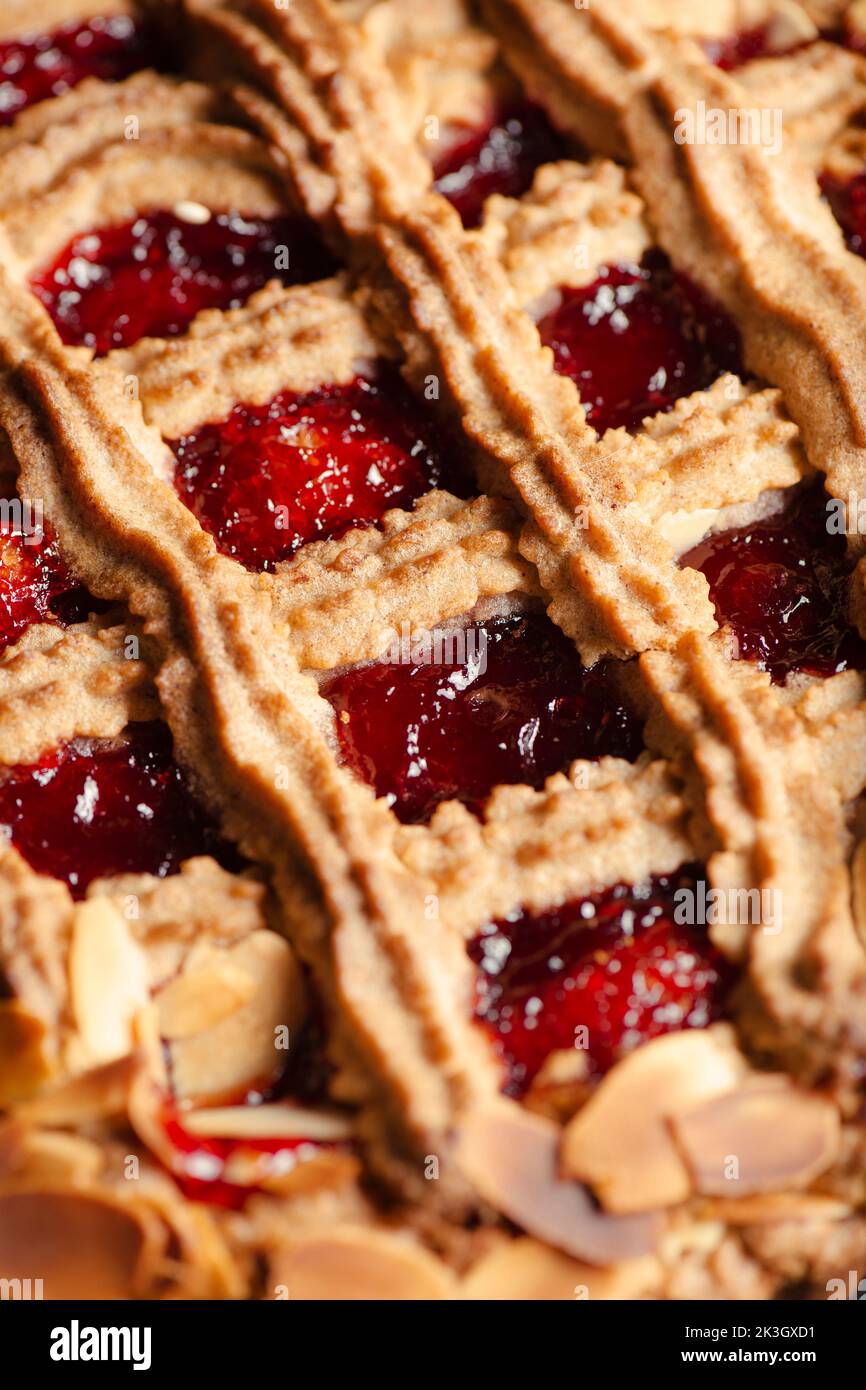 La torte de Linzer est une pâtisserie autrichienne traditionnelle, une ...
