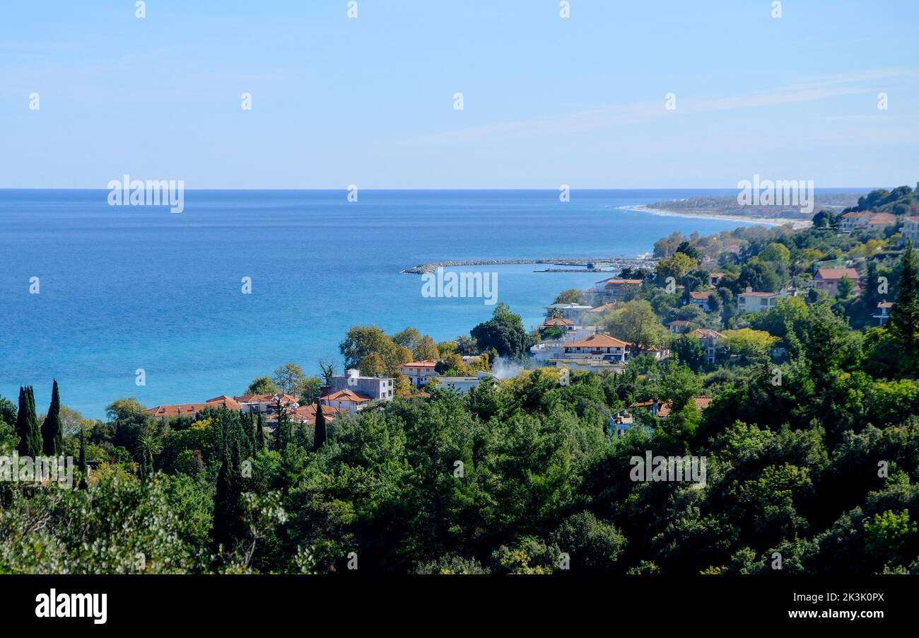 Rêve d'été : vacances sur le lac de Garde en Italie - plages idylliques ...