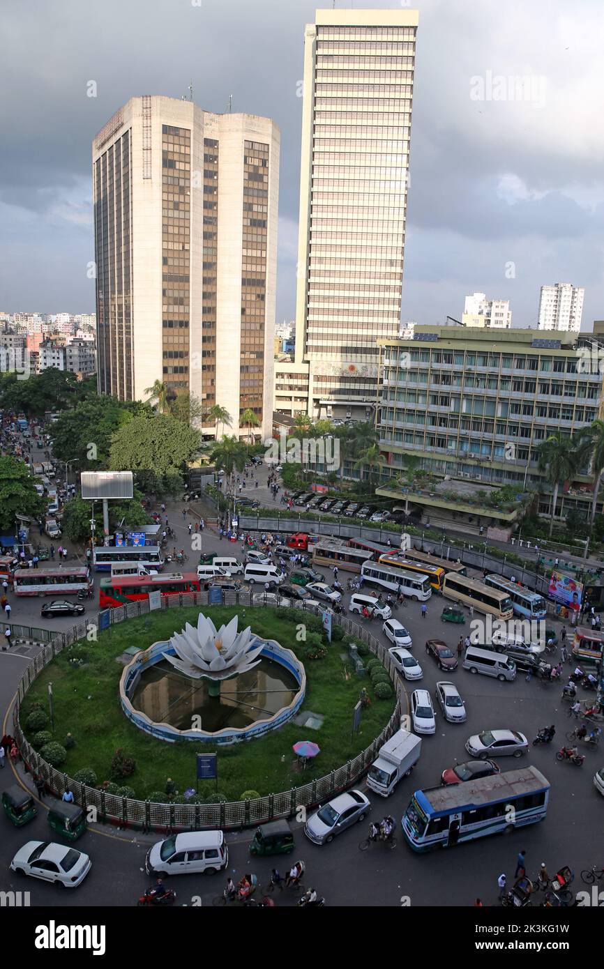 Motijheel la Square est une immense sculpture au coeur de Motijheel ...