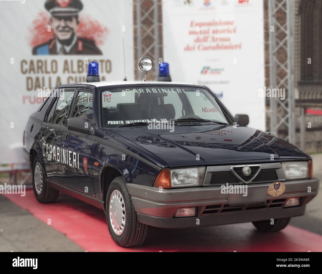 Italian army carabinieri Banque de photographies et d’images à haute ...