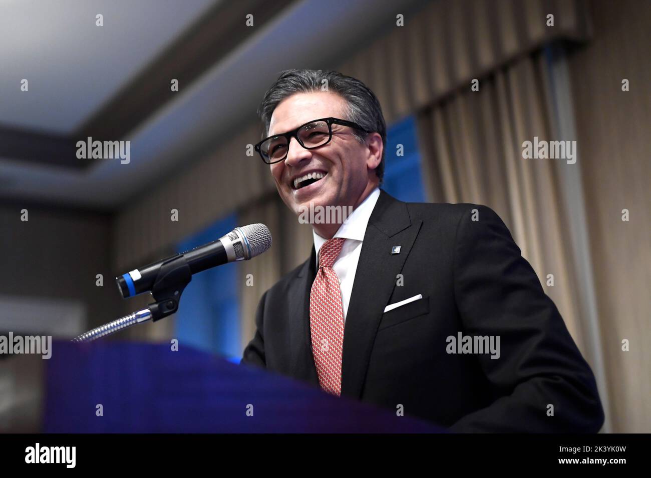 M. Goldy Hyder, président et chef de la direction du Conseil des ...