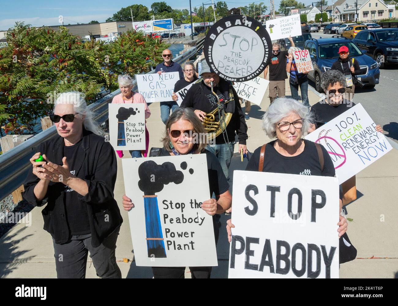 27 septembre 2022. Danvers, ma. Des militants et des citoyens concernés ont organisé une action ...