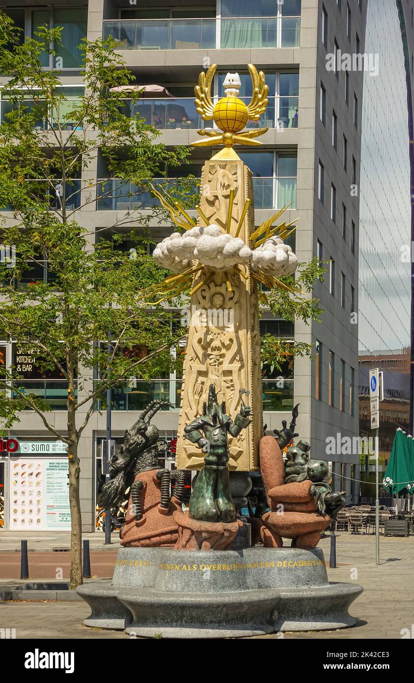 Rotterdam, pays-Bas - 11 juillet 2022: Hommage Marten Toonder monument ...