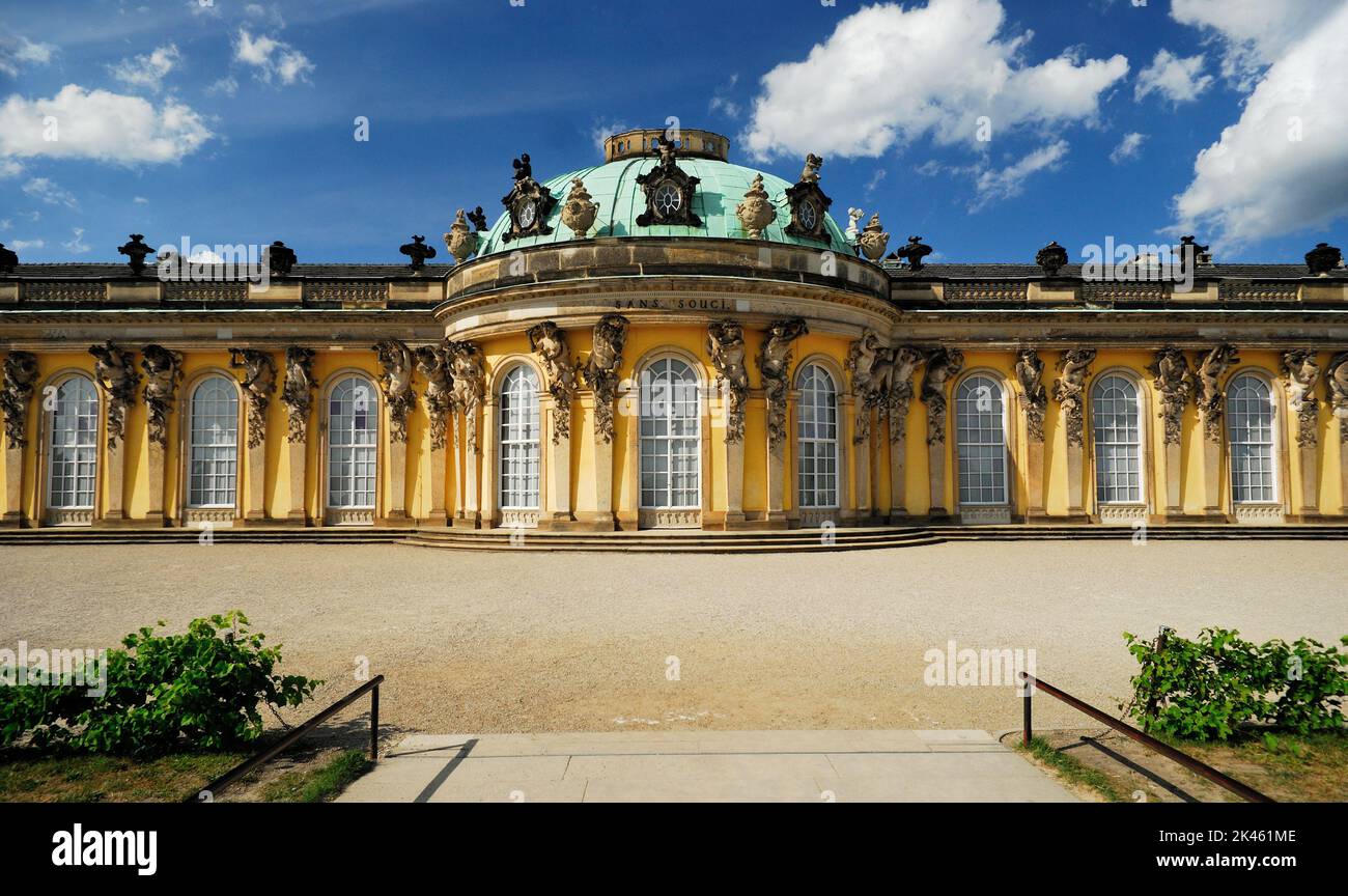 Parc Schloss,Palais de Sanssouci bleu ciel architecture Brandenburg ...