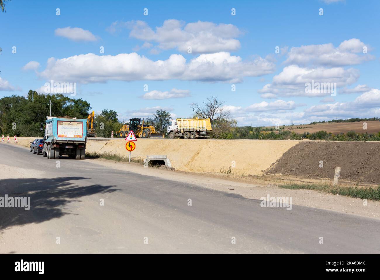 Vulcanesti, Moldova - 20 septembre 2022: Les machines routières ...