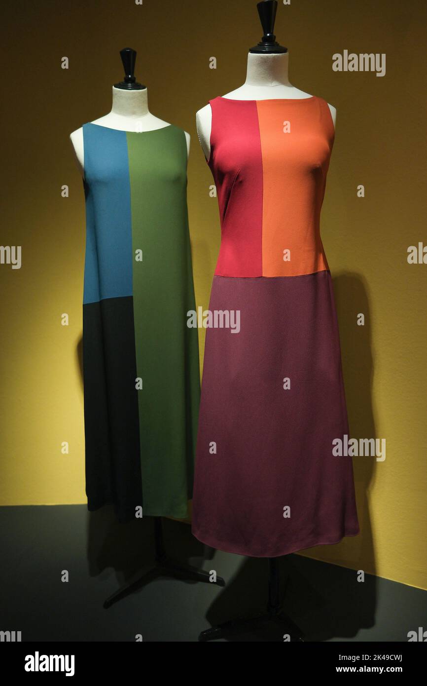 Madrid, Espagne. 01st octobre 2022. Les robes sont exposées pendant l ...