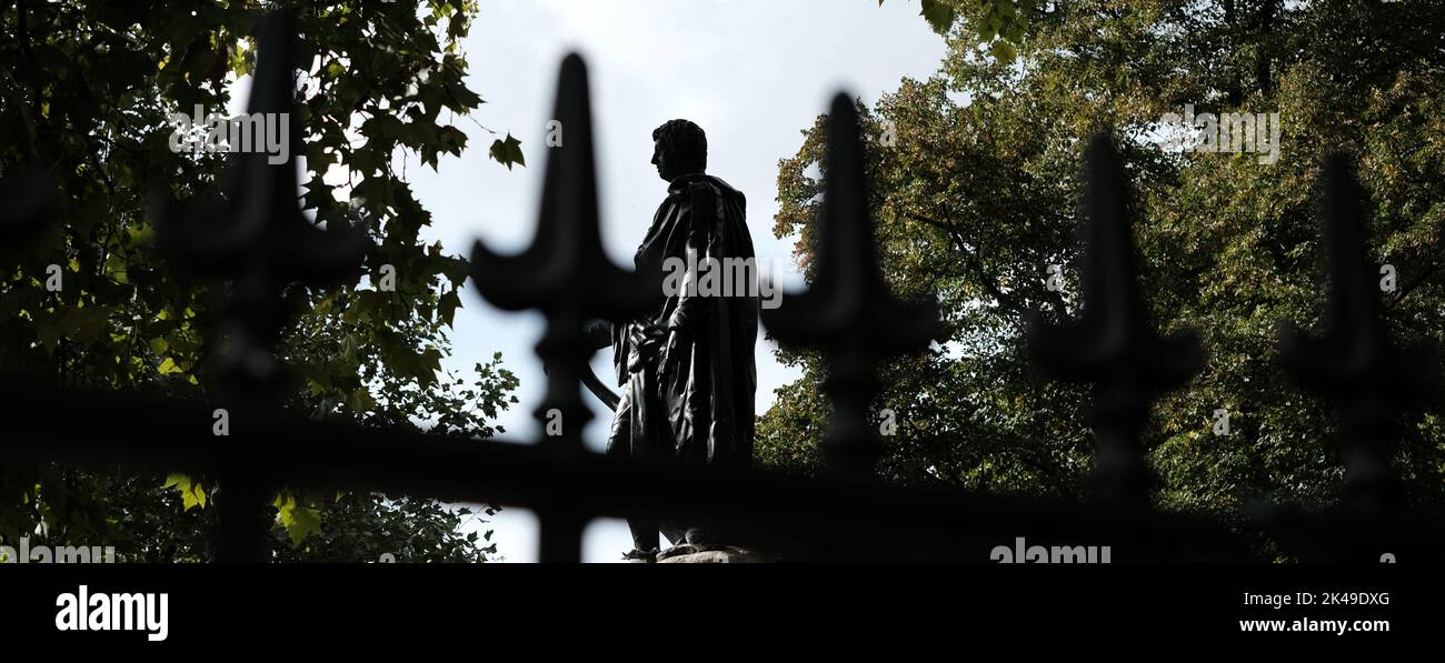 Russell square gardens Banque de photographies et d’images à haute ...