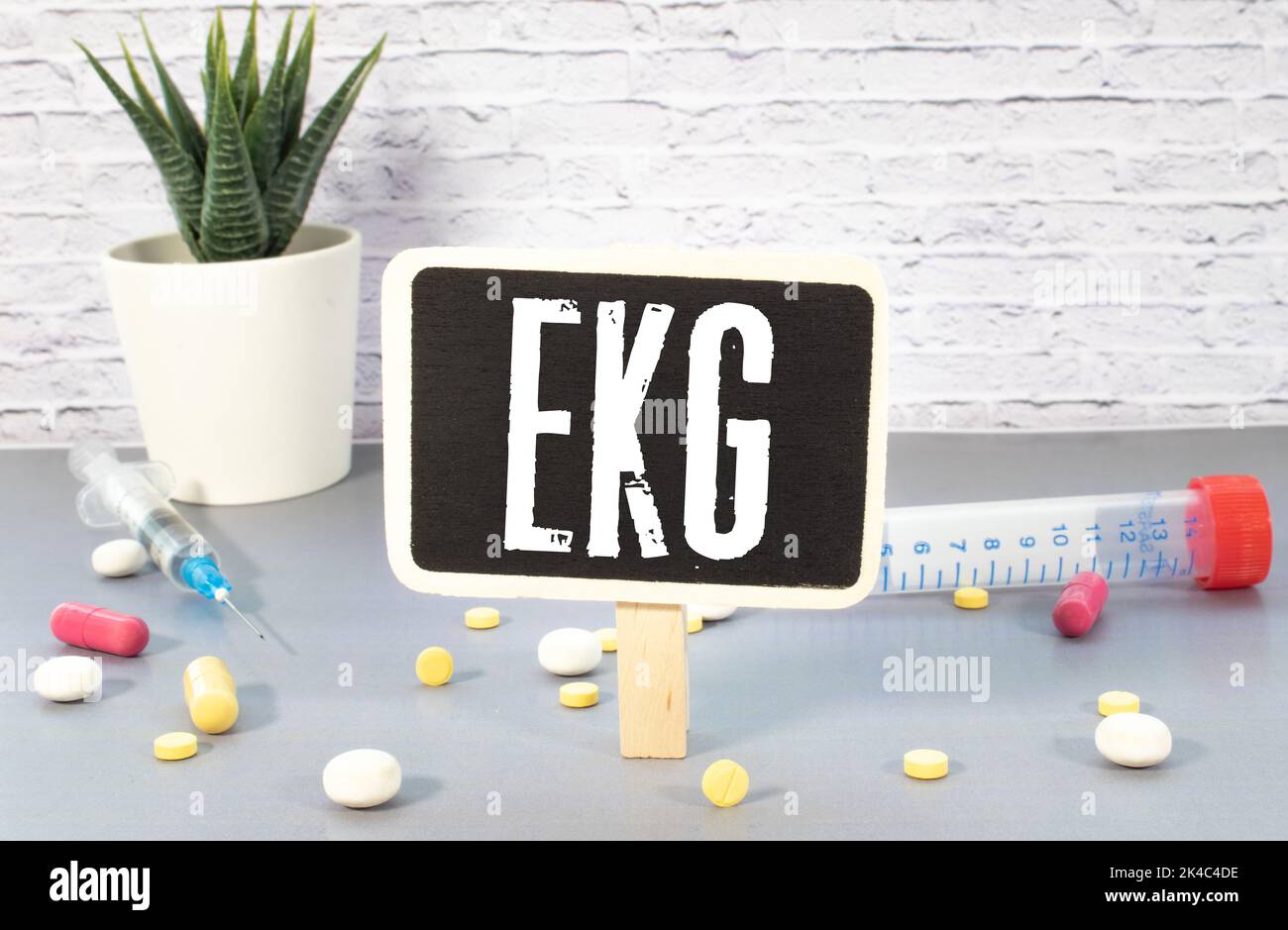 ECG Acronyme ou abréviation de médecine dignostique de l ...