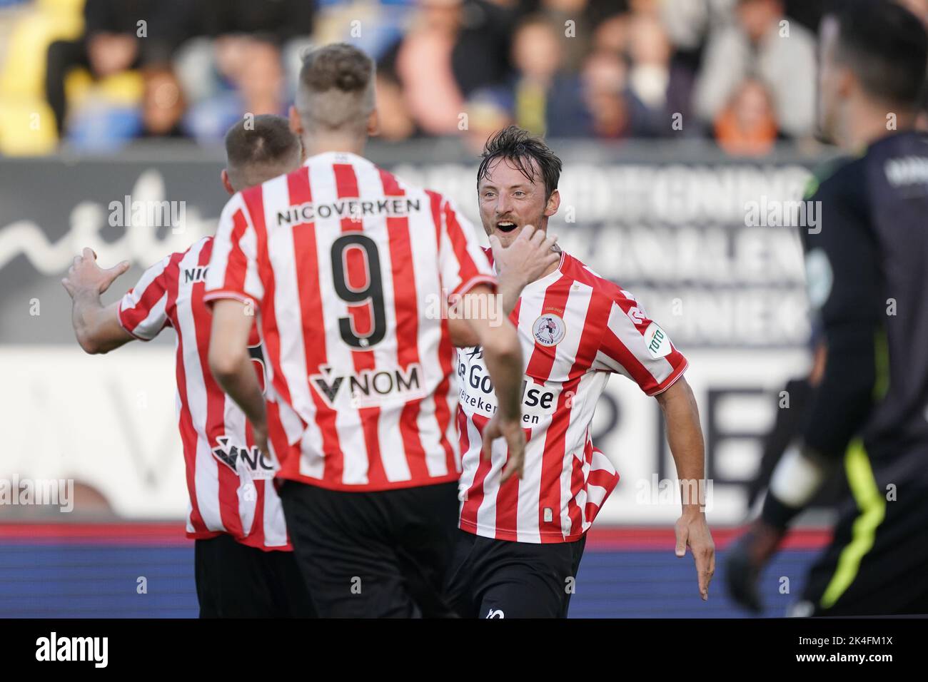 WAALWIJK - (lr) Arno Verschueren de Sparta Rotterdam 2-2 Tobias ...
