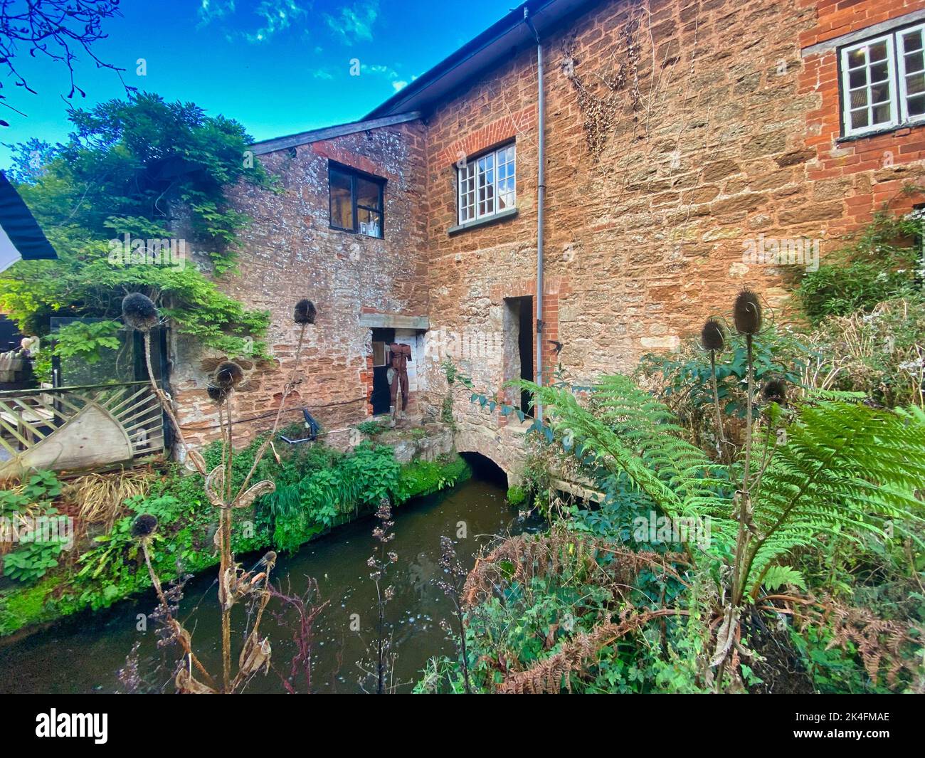 Water wheel historic medieval mill Banque de photographies et d’images ...