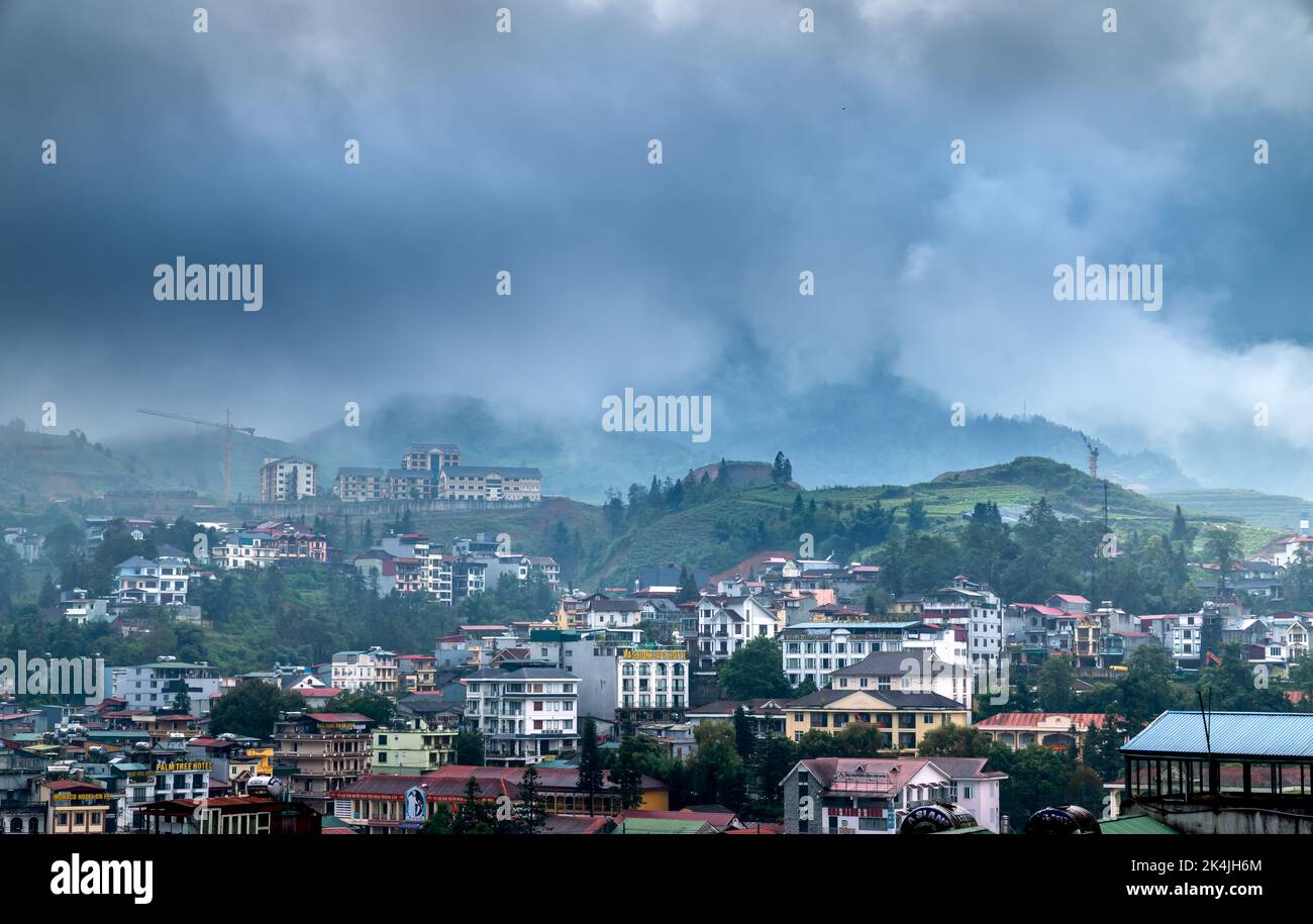 Ville de Sapa, Vietnam - 2 septembre 2022: Ville de Sapa dans le ...