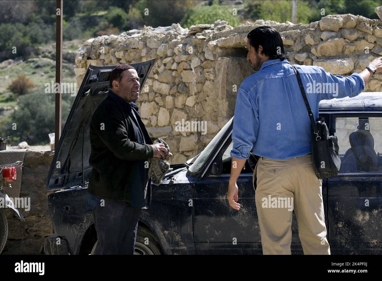 La lapidation de soraya m Banque de photographies et d’images à haute ...