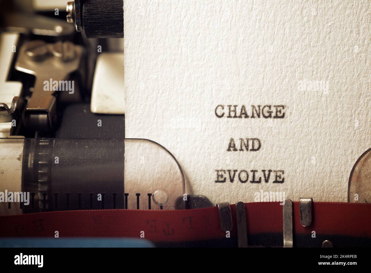 Changer et faire évoluer le texte écrit avec une machine à écrire Photo ...