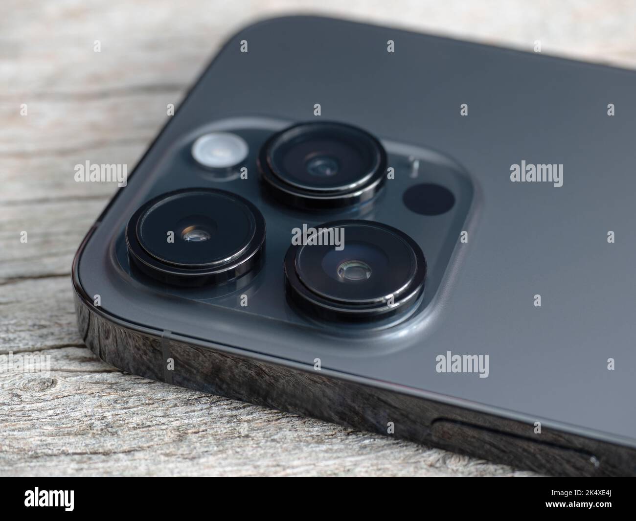 Galati, Roumanie - octobre, 04 2022: Apple lance son nouvel iPhone 14 ...