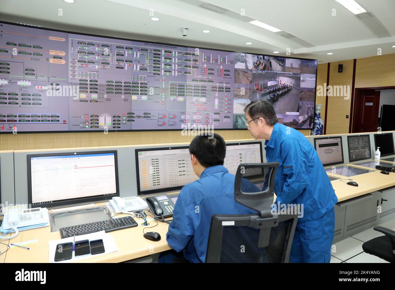 Operation control center Banque de photographies et d’images à haute ...