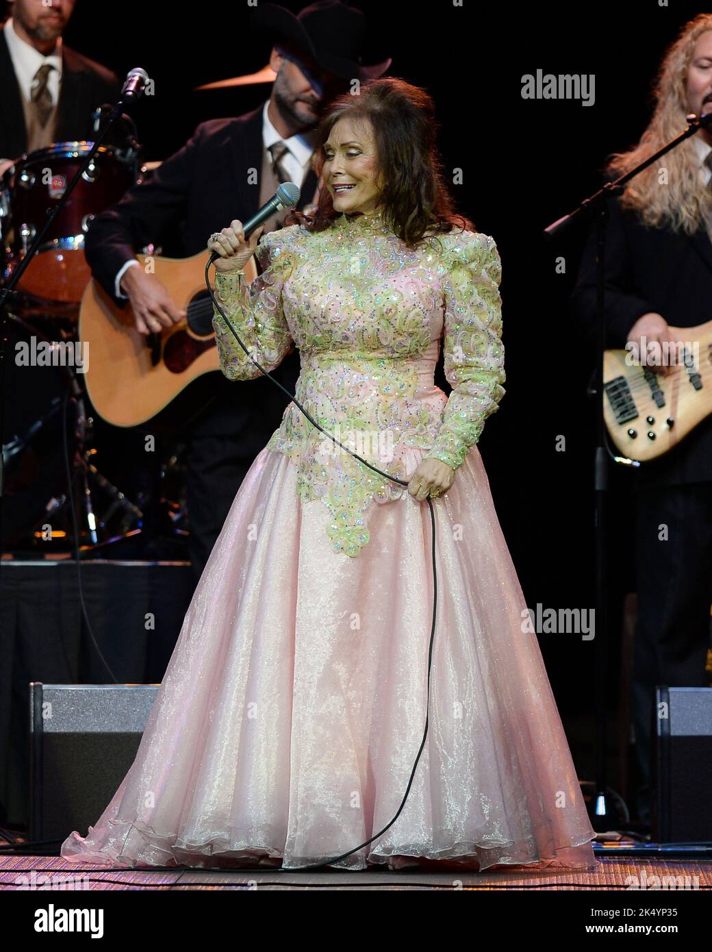 HOLLYWOOD FL - 15 SEPTEMBRE : Loretta Lynn se produit au Hard Rock Live ...