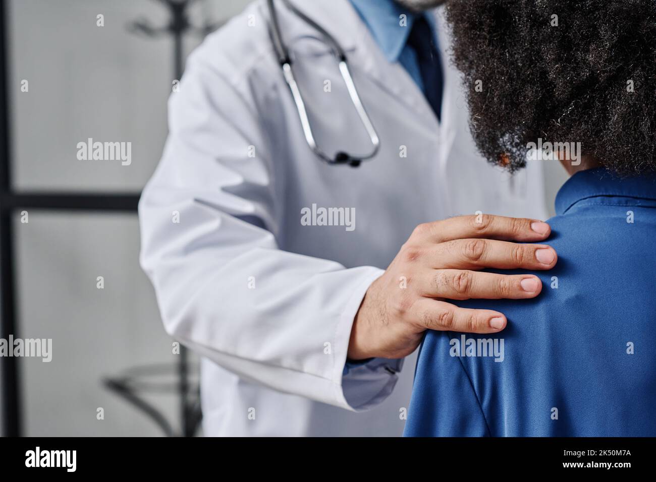 Maladie difficile Banque de photographies et d’images à haute résolution - Alamy