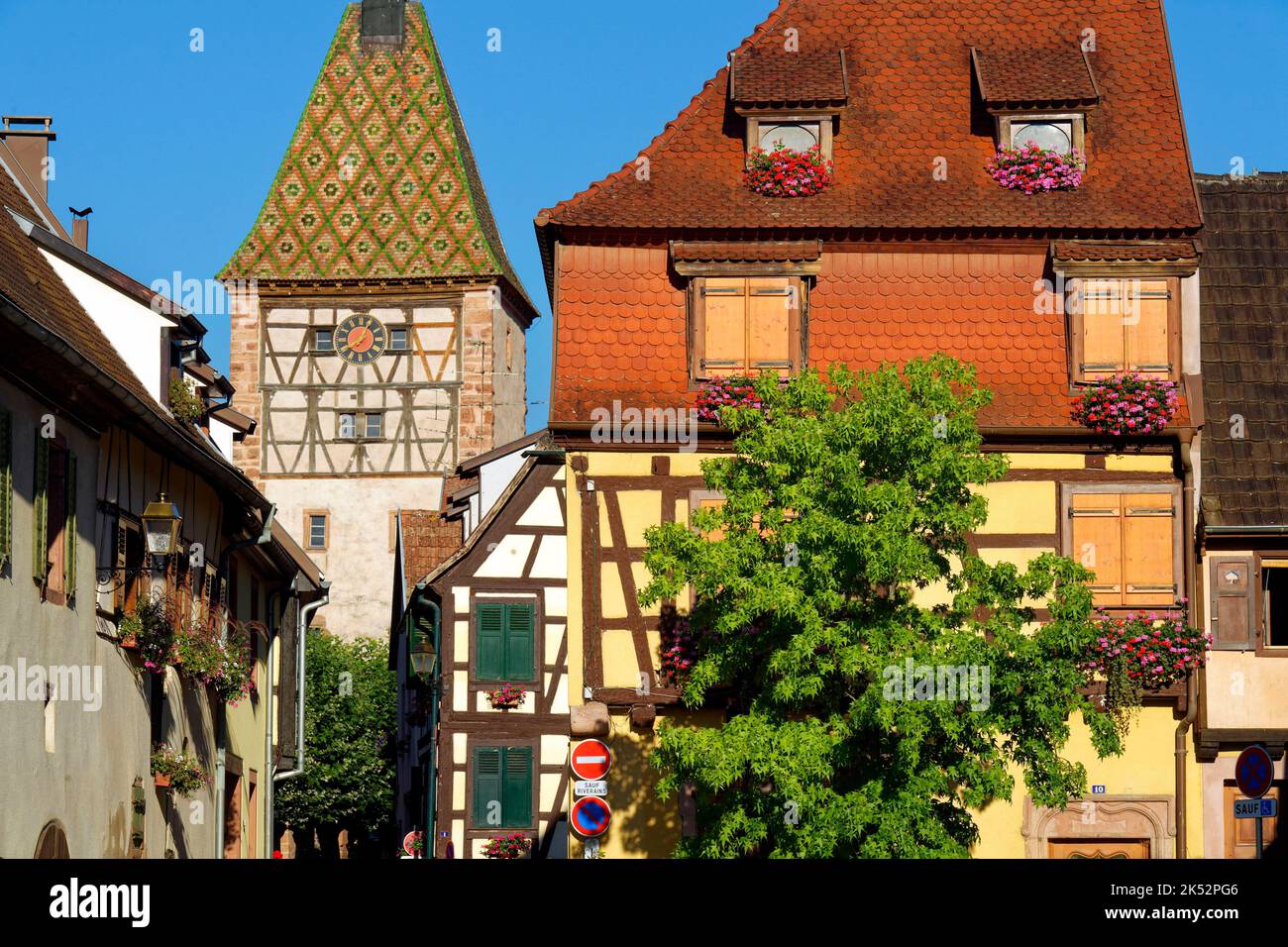 /France, Haut Rhin, route des vins d'Alsace, Bergheim, cité ancienne ...
