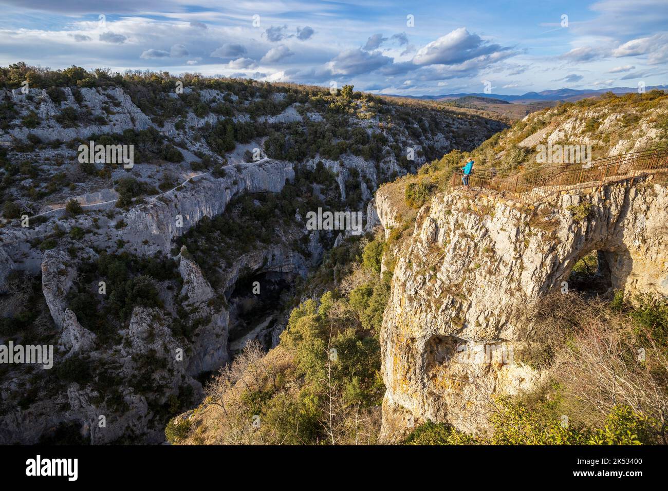 France, Alpes-de-haute-Provence, Parc naturel régional du Luberon ...